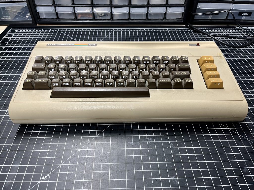 Commodore 64 in Original Box (Mismatch Serial) with Power Supply, RF ...